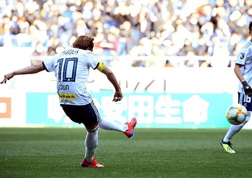 天野純がアディダスと契約!「エックス18.1」を着用!過去の着用 天野純がアディダスと契約!「エックス18.1」を着用!過去の着用