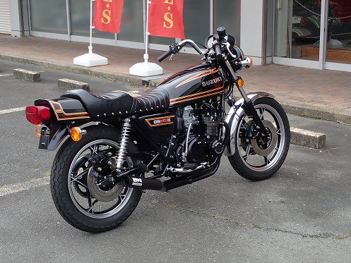 スズキ GS550M 国内新規レストアベースカフェ制作途中 コミネ南海パシフィック当時物 オートバイ