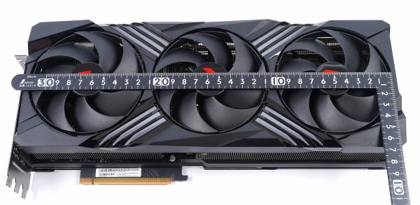 PNY GeForce RTX 4090 24GB XLR8」をレビュー。圧倒的な静音性で PNY GeForce RTX 4090 24GB XLR8」をレビュー。圧倒的な静音性で
